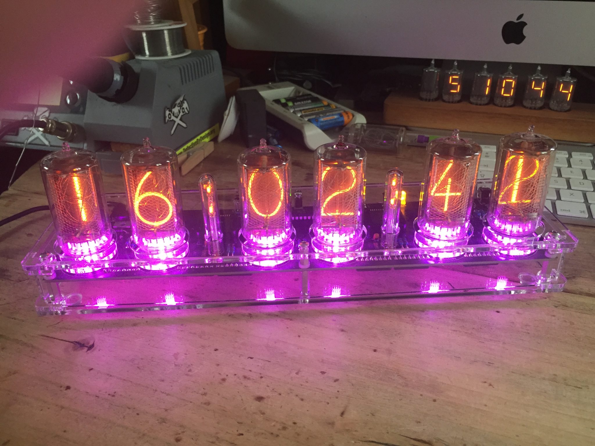 Nixie Clock with big nixie IN18 tubes + Multicolor LEDs + options ...